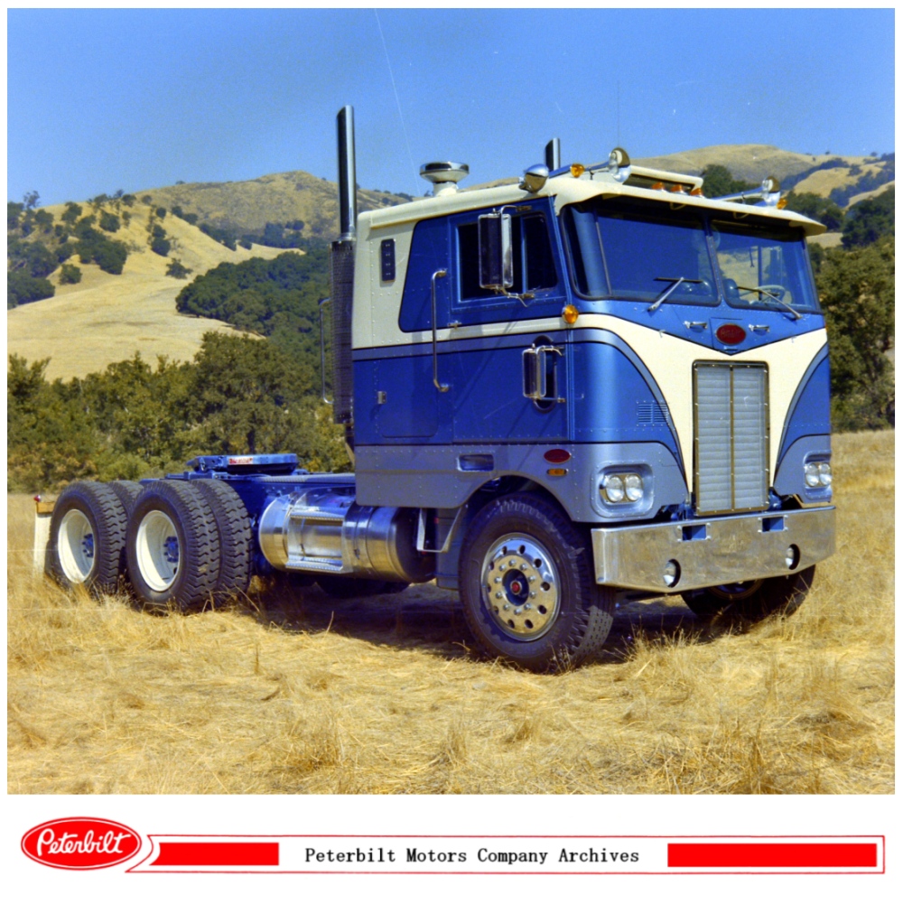 Photo: Throw back Peterbilt model 352 from 1973 | Peterbilt Motors ...