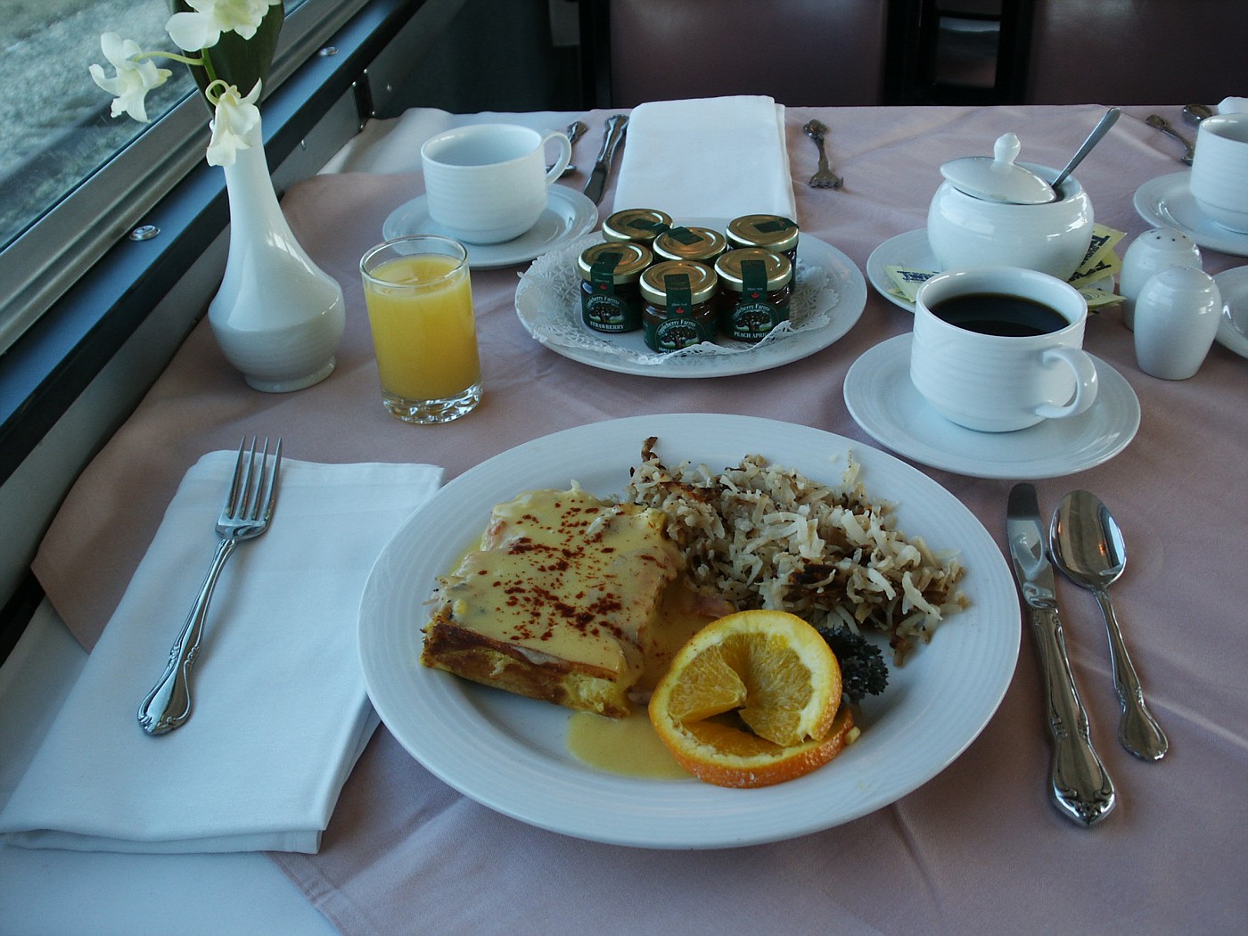 Photo: VIA RAIL's "The Canadian" Breakfast in the Diner | VIA Rail's ...