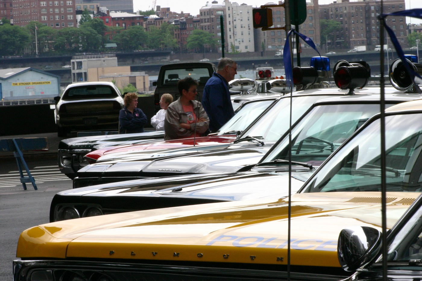 copcar dot com - The home of the American Police Car - Photo Archives
