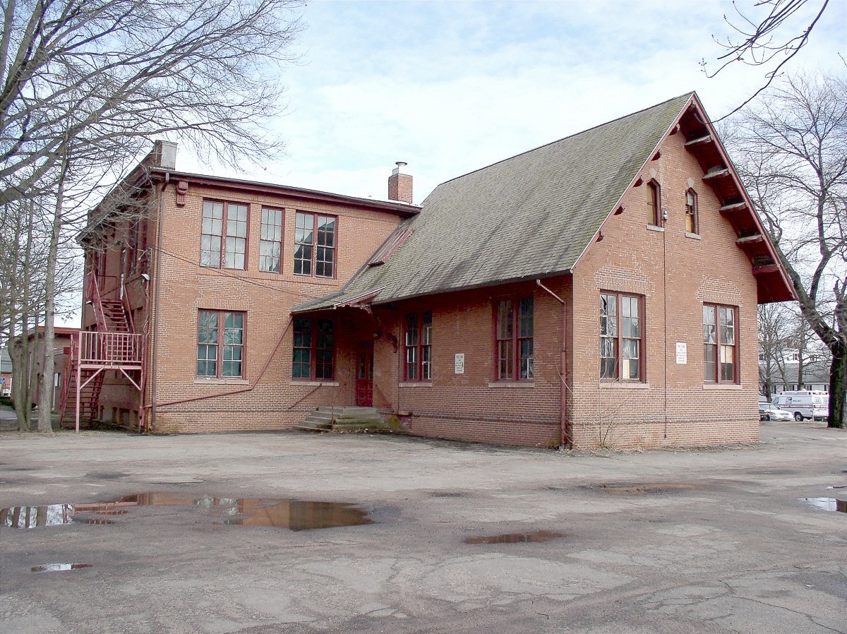 Photo: WAREHOUSE POINT - FORMER WAREHOUSE POINT SCHOOL - 01.jpg | EAST ...