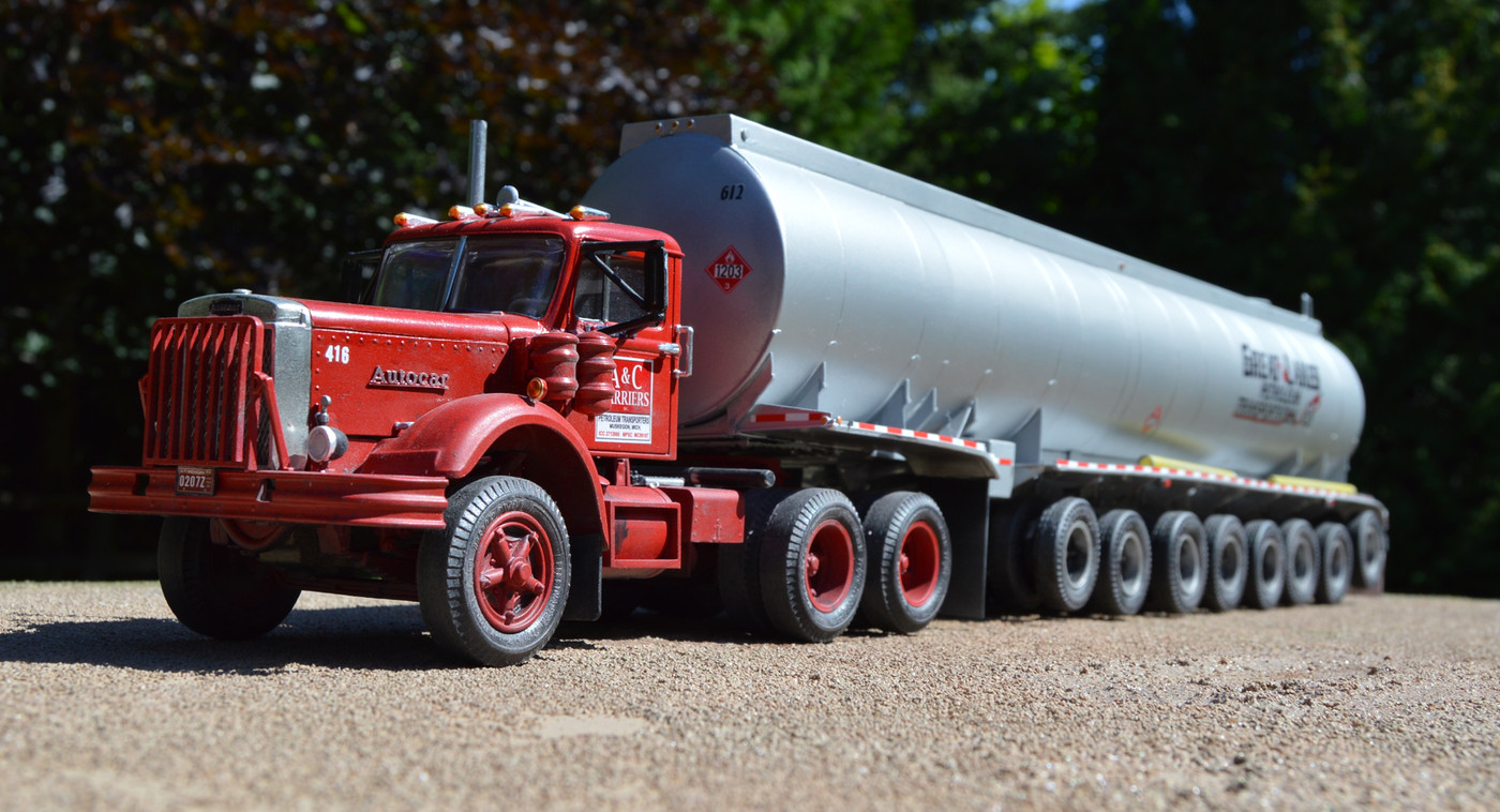 Photo: DSC 0857 Autocar A64B with 8 axle tanker 8 18 23 | Autocar A64B ...