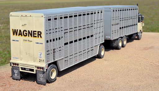 Wagner Transportation Co - Peterbilt 352 and Wilson Trailer Co body ...