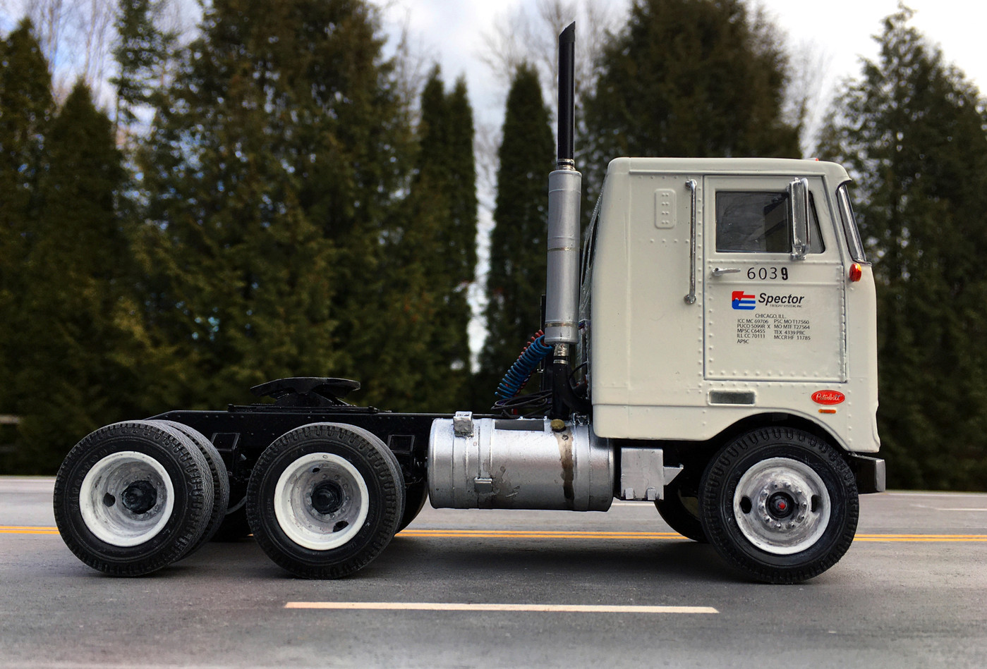 Photo: IMG 3833 Spector 352 12 24 23 | Spector Peterbilt Turnpike ...