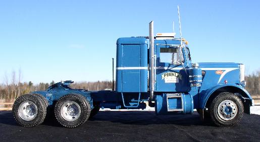 Photo: 358 right | Various Peterbilt Model Builds album | Mackinac359 ...