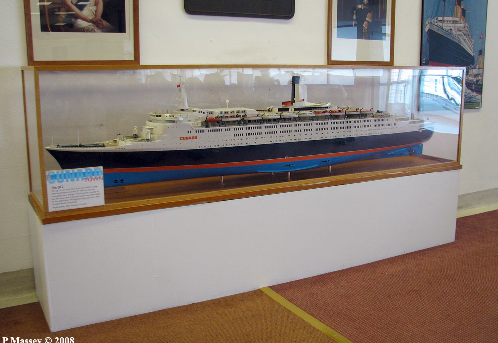 Photo: QE2 Model | QE2 & QM2 Models within QEII Terminal album | Magwa ...