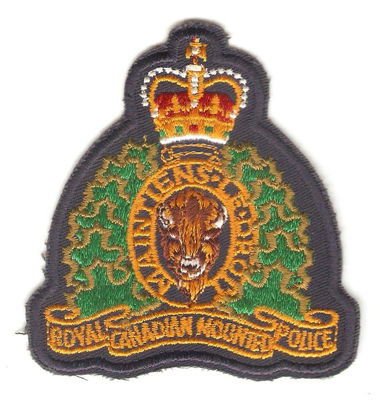 Photo: - Canada - RCMP Crest | TRADERS - Canada (For trades email ...