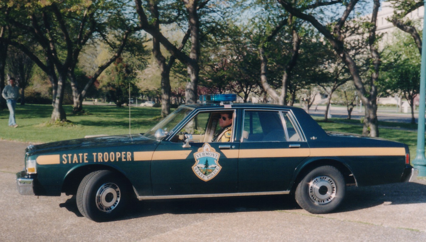 Photo: VT- Vermont State Police | Charles Robinson album | copcar dot ...