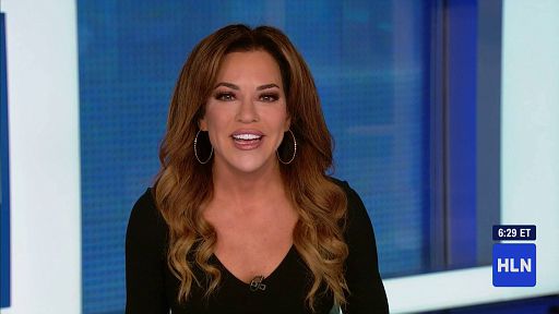 Robin Meade - Page 571 - TvNewsCaps