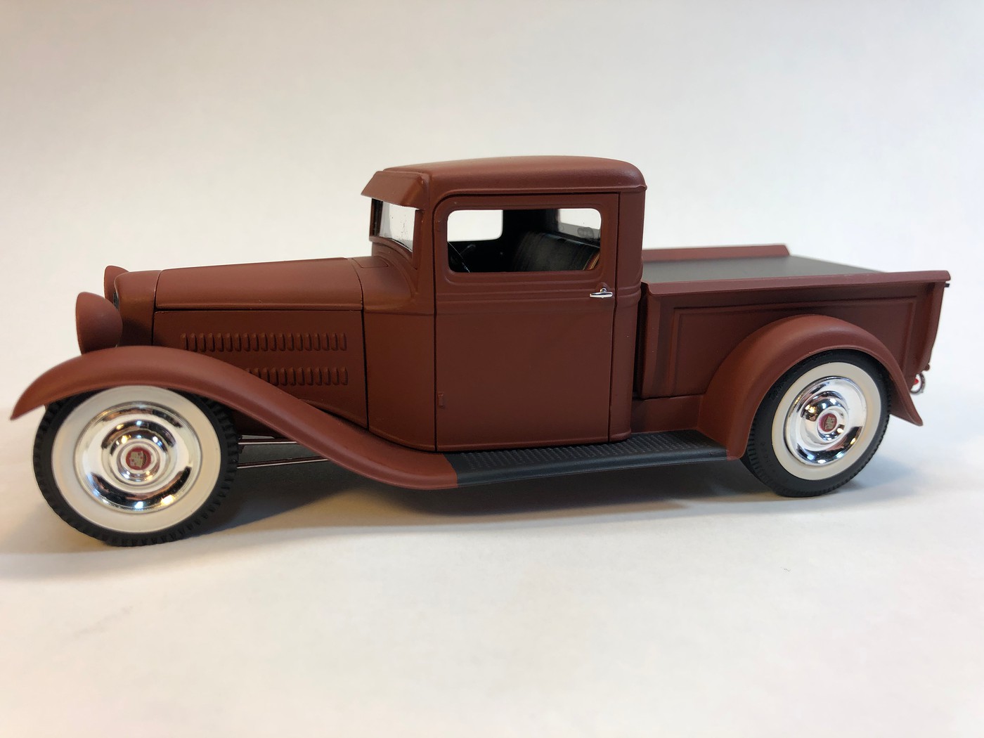 Photo: zsdfgh | Kustom '34 pickup album | K&R Kustoms + Rods | Fotki ...