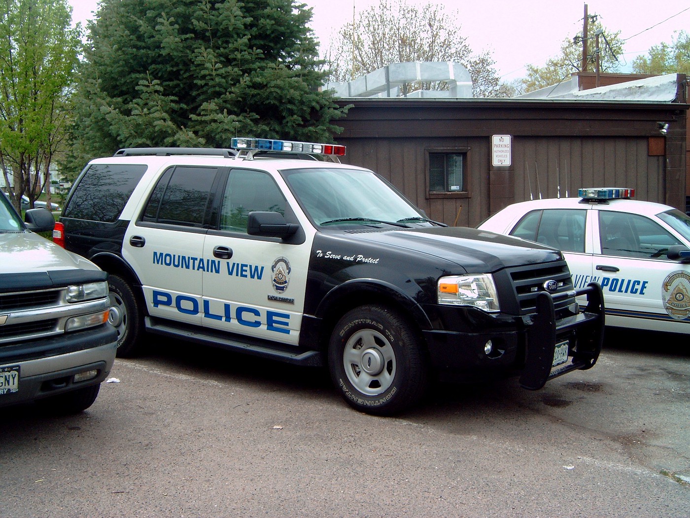 copcar dot com - The home of the American Police Car - Photo Archives