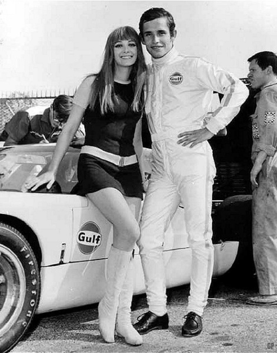 Photo: Jackie Ickx & GT 40 1968 | TROPHY GIRL'S ,PARTS GIRL'S & WOMEN WITH CAR'S album | LOUD ...