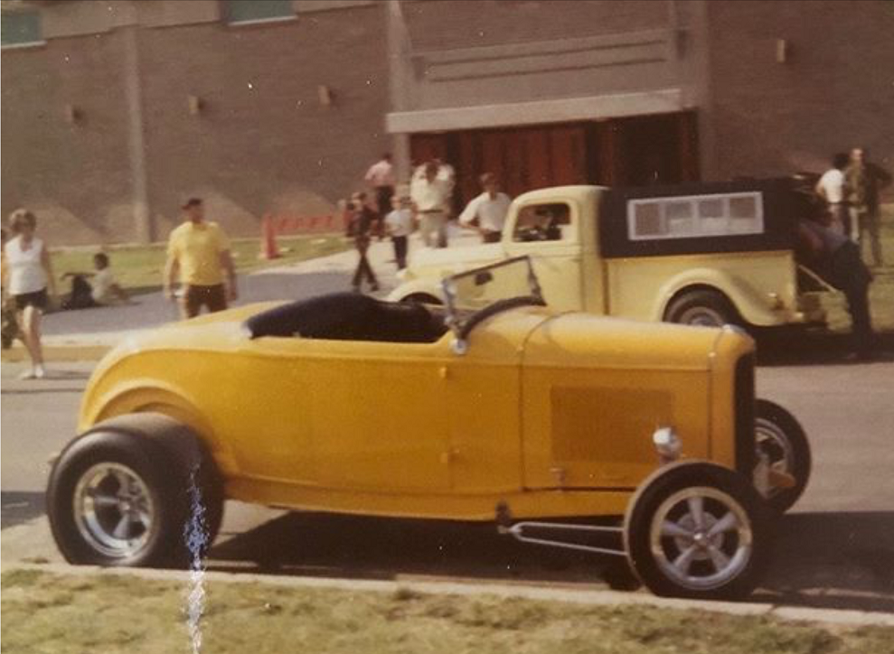 Photo: Gary Kessler's (2) | 1932 FORD ROADSTERS VII album | LOUD-PEDAL ...